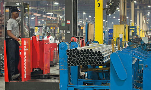 Next-gen manufacturing: Paving a path to success | Raymond Blog