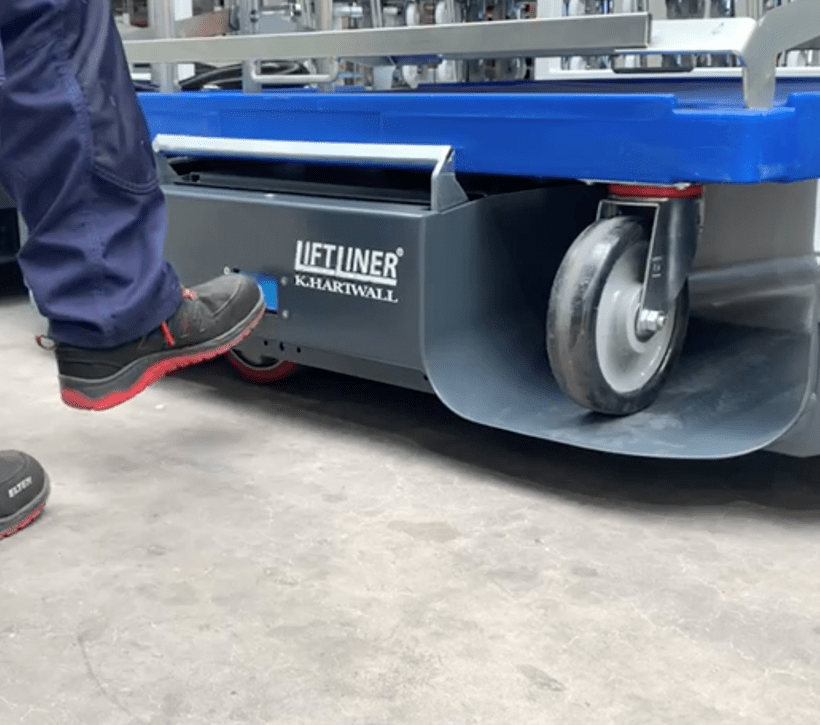 LiftLiner Tow Tractor Train| Industrial Carts